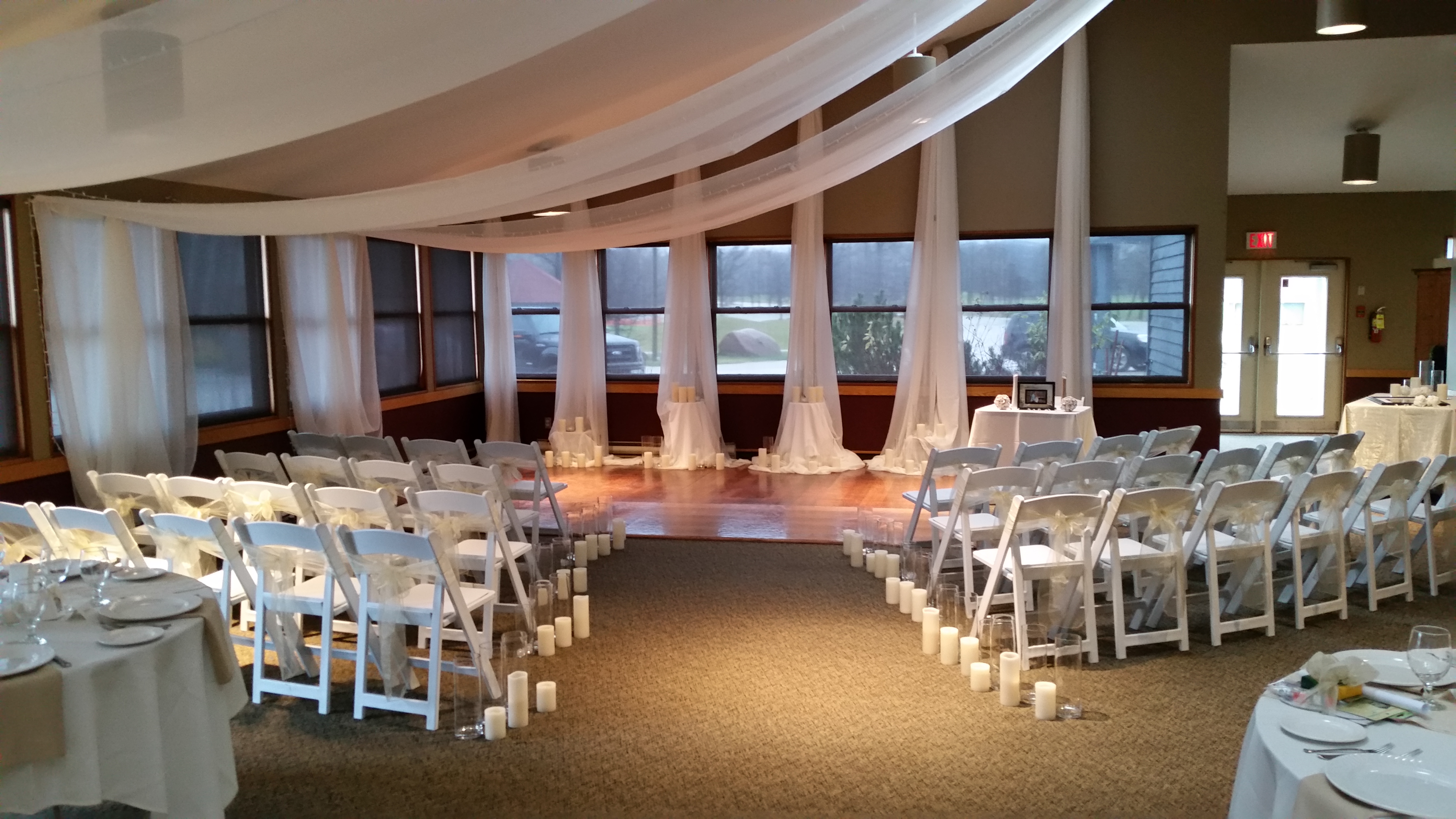 Quarry Oaks Banquet Room Ceremony & Reception